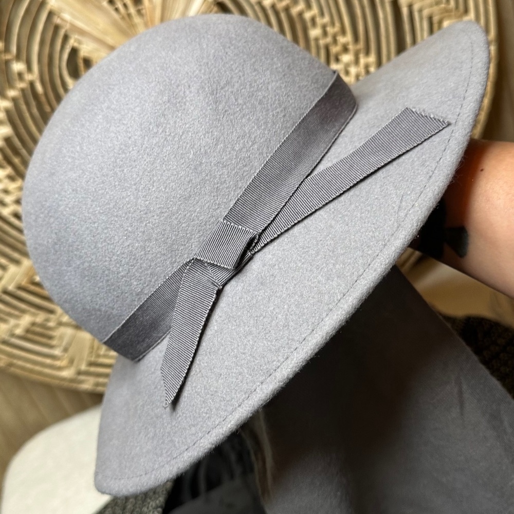 Vintage Ruth Alan Designs Splendide Gray Wool Hat - Gem